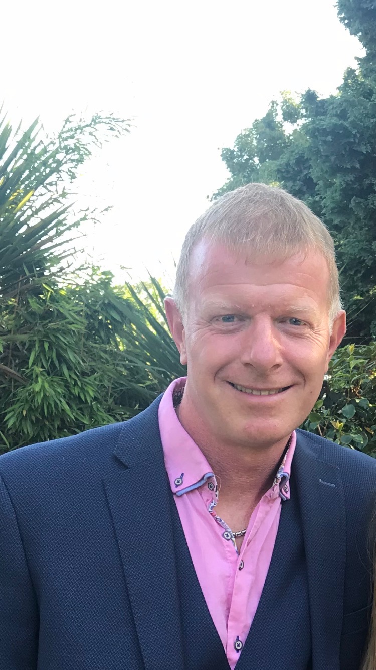 Gary Whitehead ACIB - 1st Business Rescue